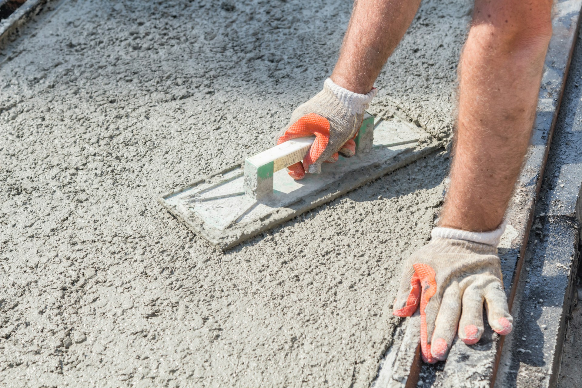 How to Keep Concrete Even | Lift-Texas Construction